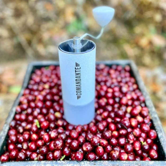 COMANDANTE C40 MK4 NITRO BLADE SNOW WHITE - Tokar